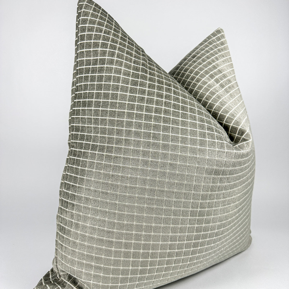 Zinc Chenille Checker Print Pillow Cover – Love, Ravin Collection